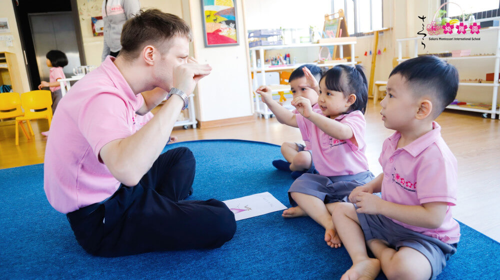 50 Câu Hỏi Tiếng Anh Cho Trẻ Mầm Non Học Tại Nhà Theo Chủ đề